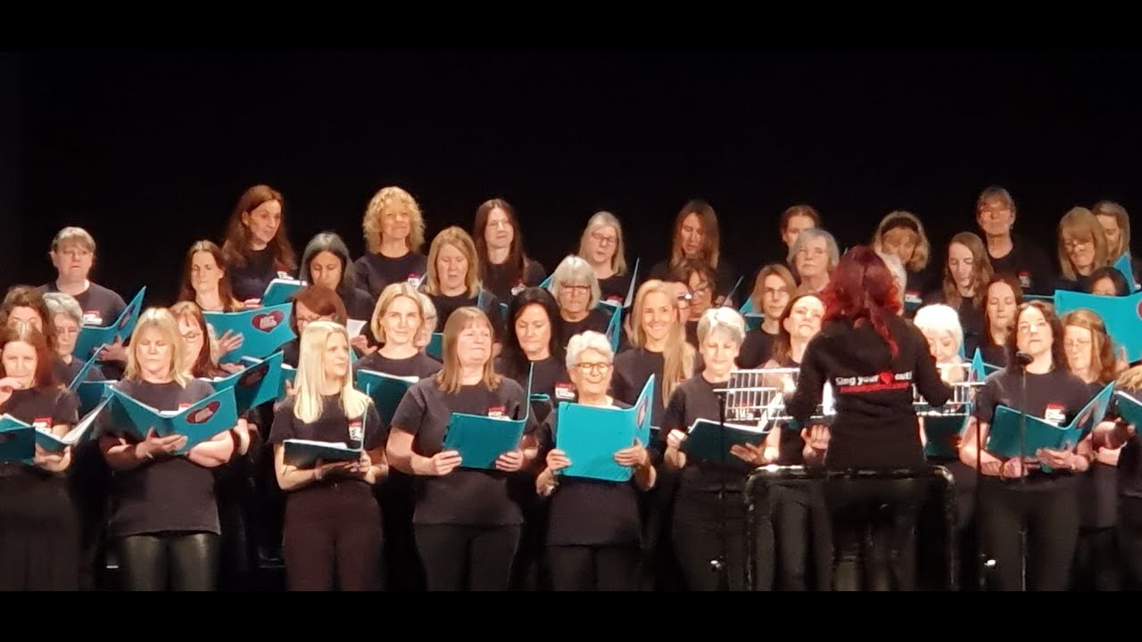 Love Pop Choir - Harrogate Choir Festival - When We Were Young - YouTube