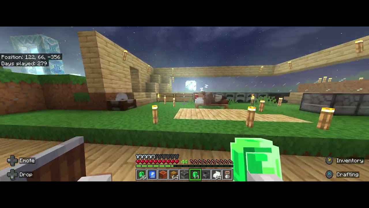 Minecraft bug/glitch Sleeping in a bed makes chest armor disappear ...
