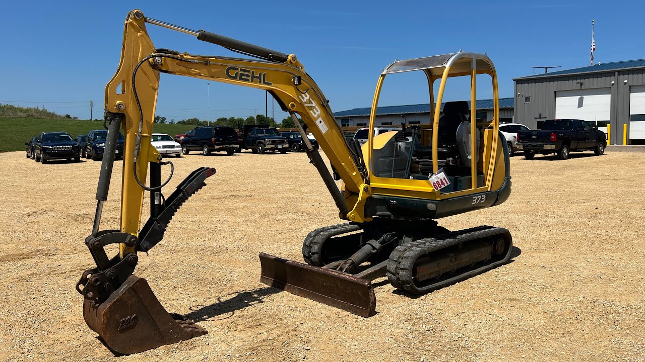 6841 - 2006 Gehl 373 Mini Excavator - YouTube