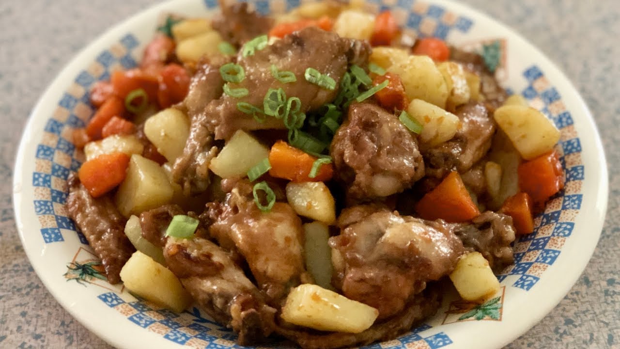 土豆烧鸡翅｜Braised Chicken Wings & Potatoes | Tu dou shao ji chi - YouTube