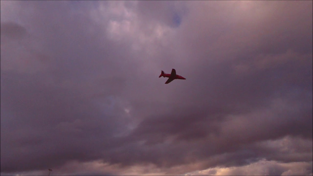 BAE Hawk T1 - FlyFly 90mm - Swiss Air Force scheme repaint - YouTube