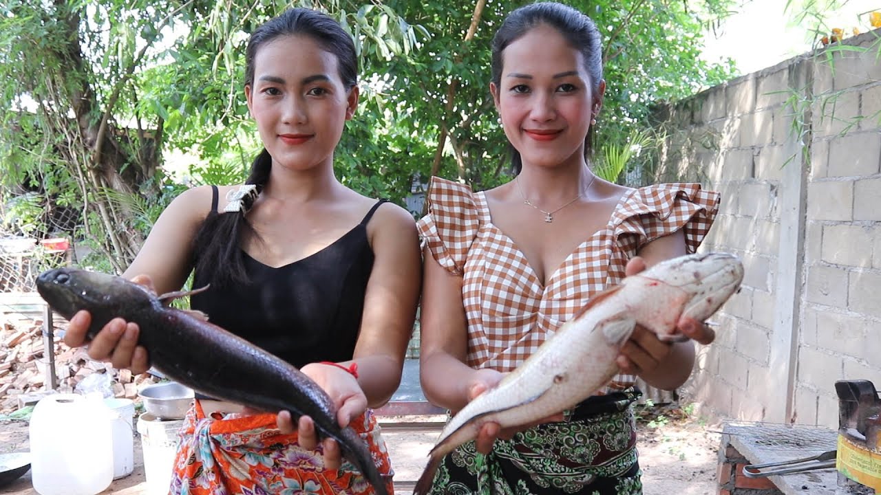 How To Grill Fish With Salt Cambodian Food | Grill Fish With Salt ...