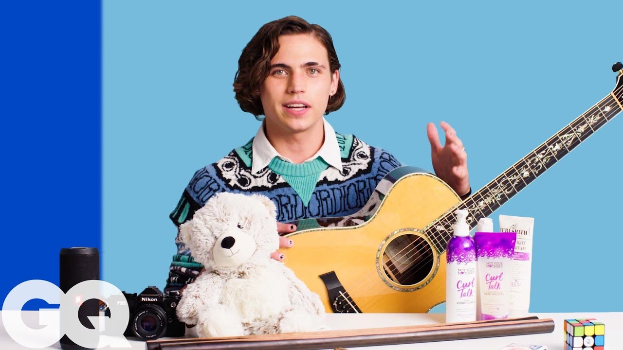 10 Things Cobra Kai's Tanner Buchanan Can't Live Without | GQ - YouTube