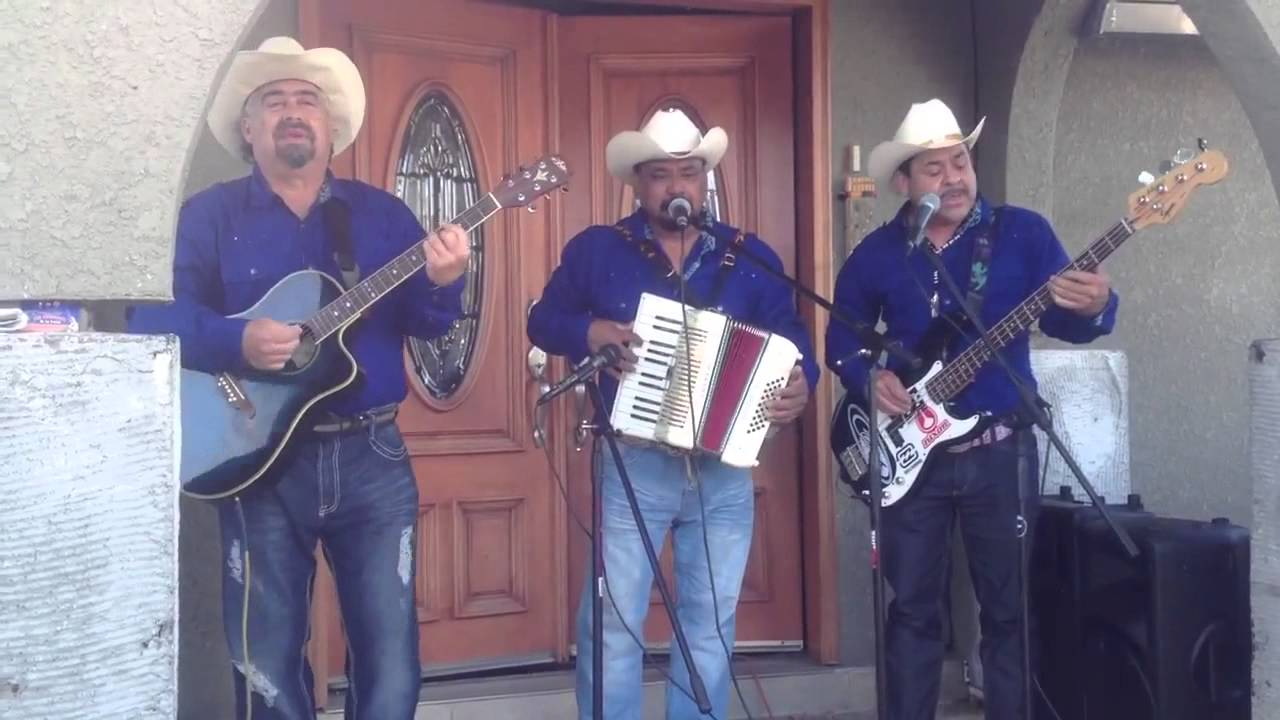 Conjunto Norteño chirrin - San Jose Ca. Dos Botellas - YouTube