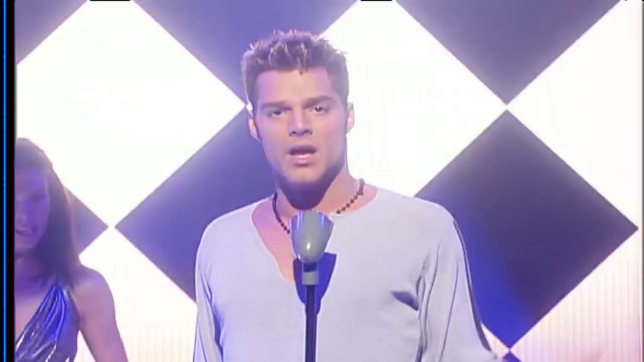 Ricky Martin Livin La Vida Loca - YouTube