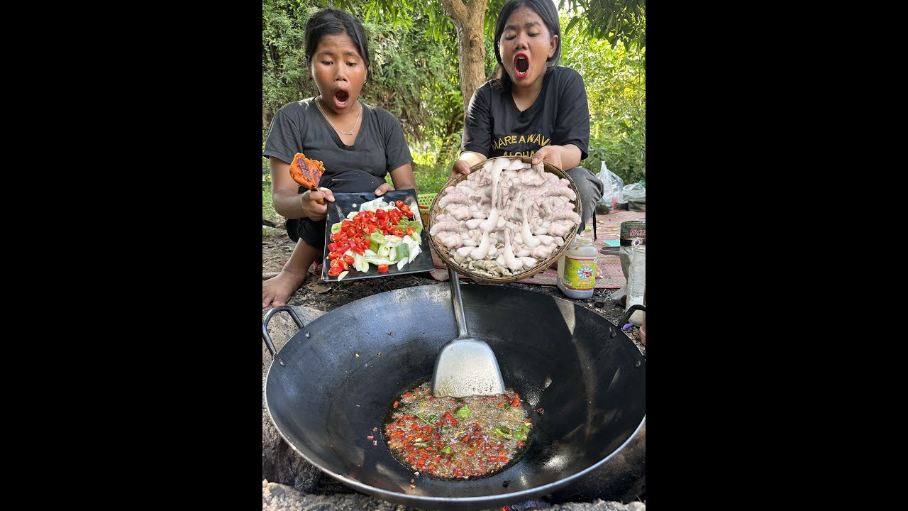 Primitive Intestine Pig Cook With Spicy Fried Recipe and Eat - YouTube
