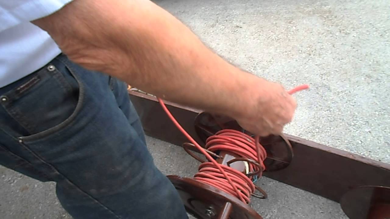 Winding and Unwinding Cables - YouTube