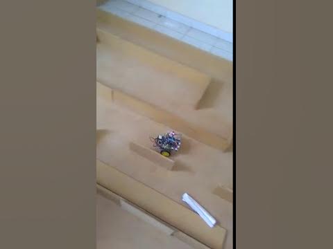 Arduino robot laberinto - YouTube