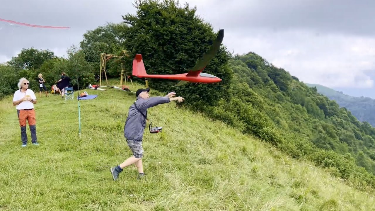 RC Glider slope soaring - Ventus maiden flight. - YouTube