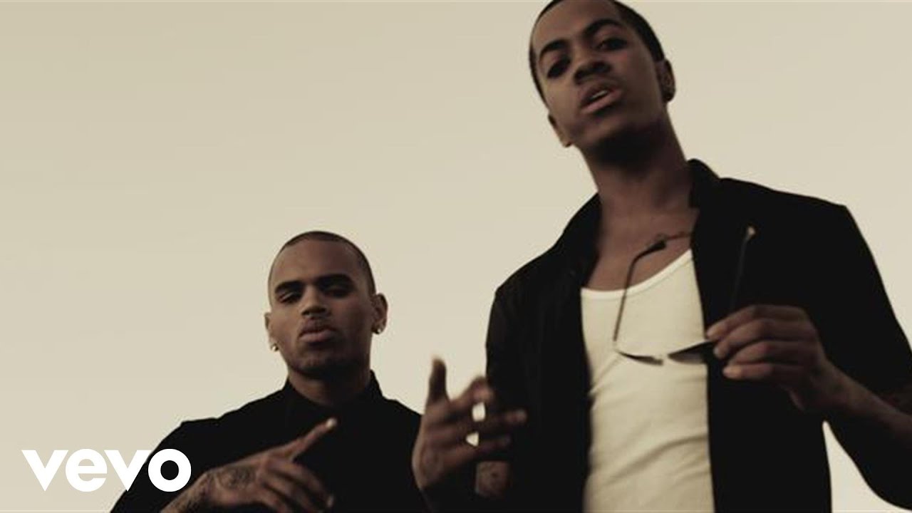 Chipmunk - Champion (Clean Version) ft. Chris Brown - YouTube