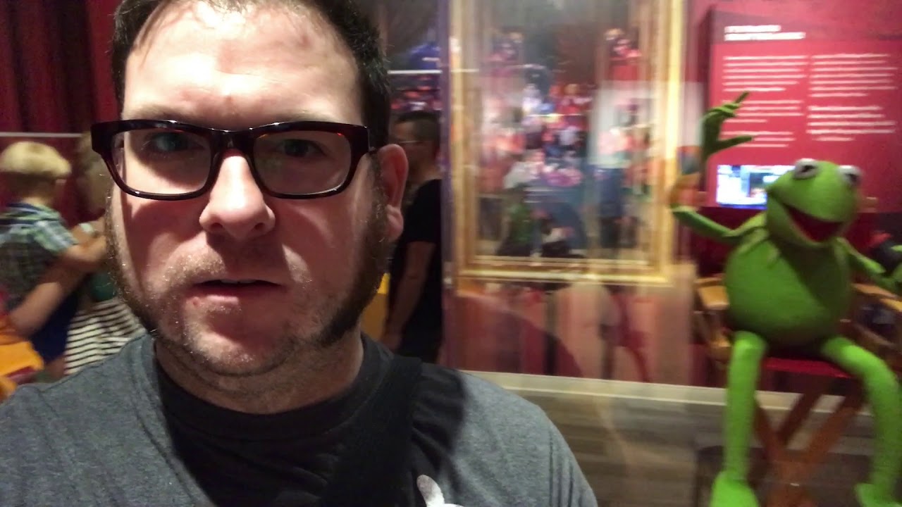 A Quick Visit to the Center For Puppetry Arts - YouTube