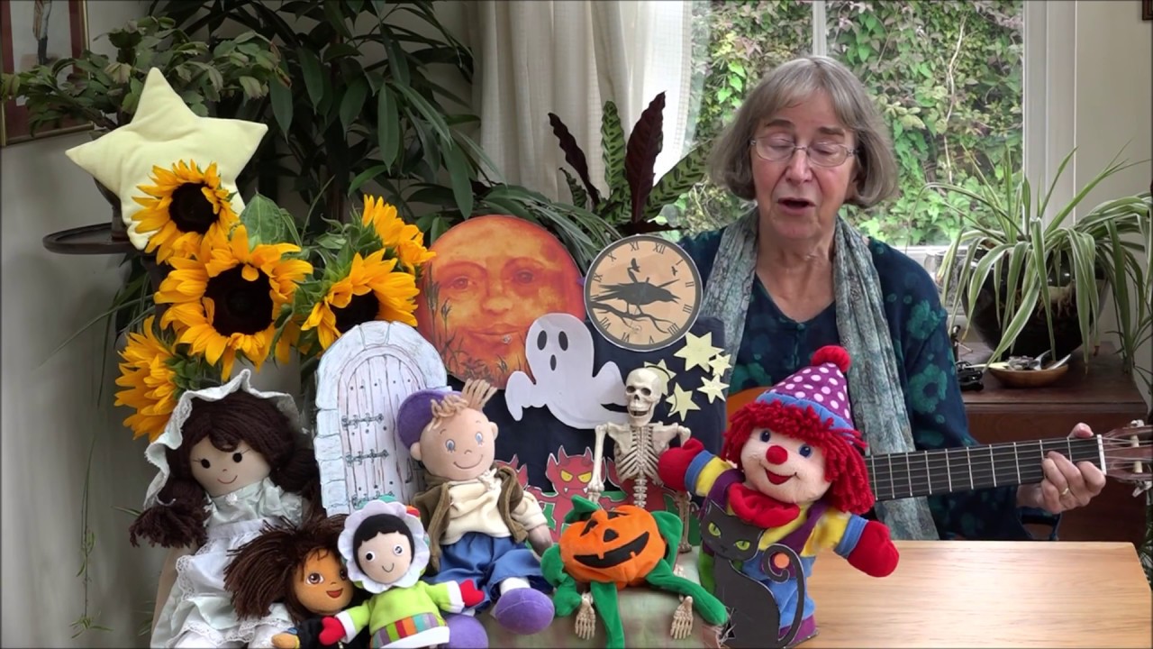 The haunted house - a 'creepy' Halloween action song - YouTube