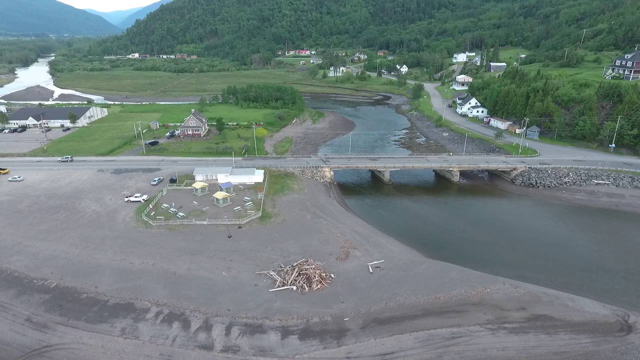 Bienvenue à Mont Louis, Gaspésie, Québec - YouTube
