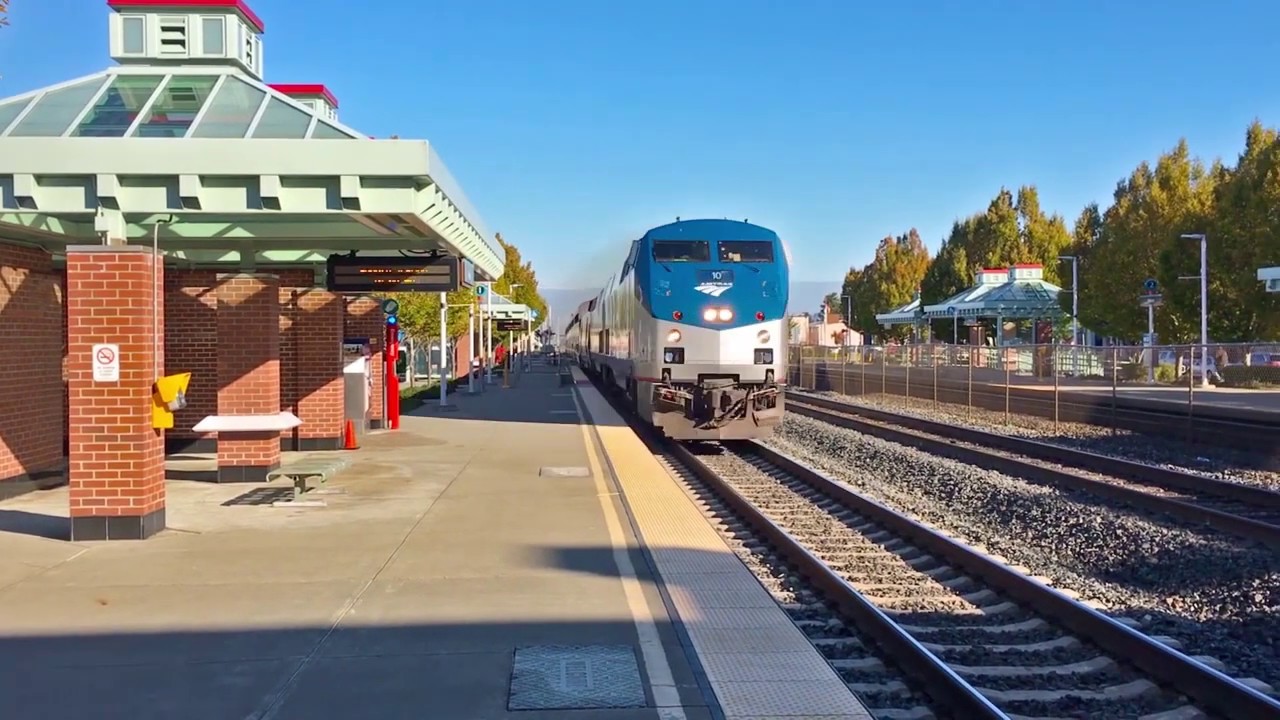 Auburn Neighborhood CB Danforth - YouTube