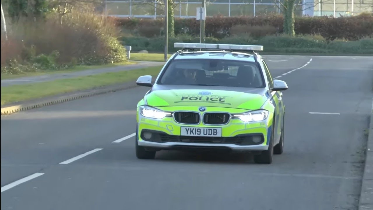 Merseyside Police Operational Command Centre 👮🚨🚔🚓 - YouTube