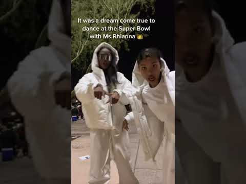 Yuhhhh that’s how we ball out#halftimeshow2023 #rhianna #superbowl2023 #savagexfenty