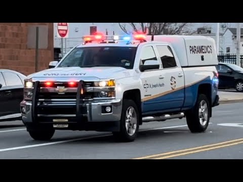 St Joseph's Paramedics ALS 704 Responding 1/27/23 - YouTube