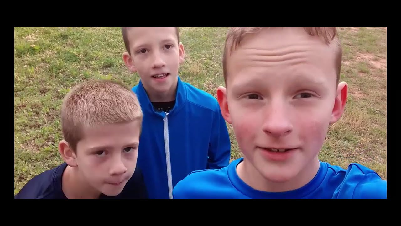 Running 100 Laps In my Day 1 - YouTube