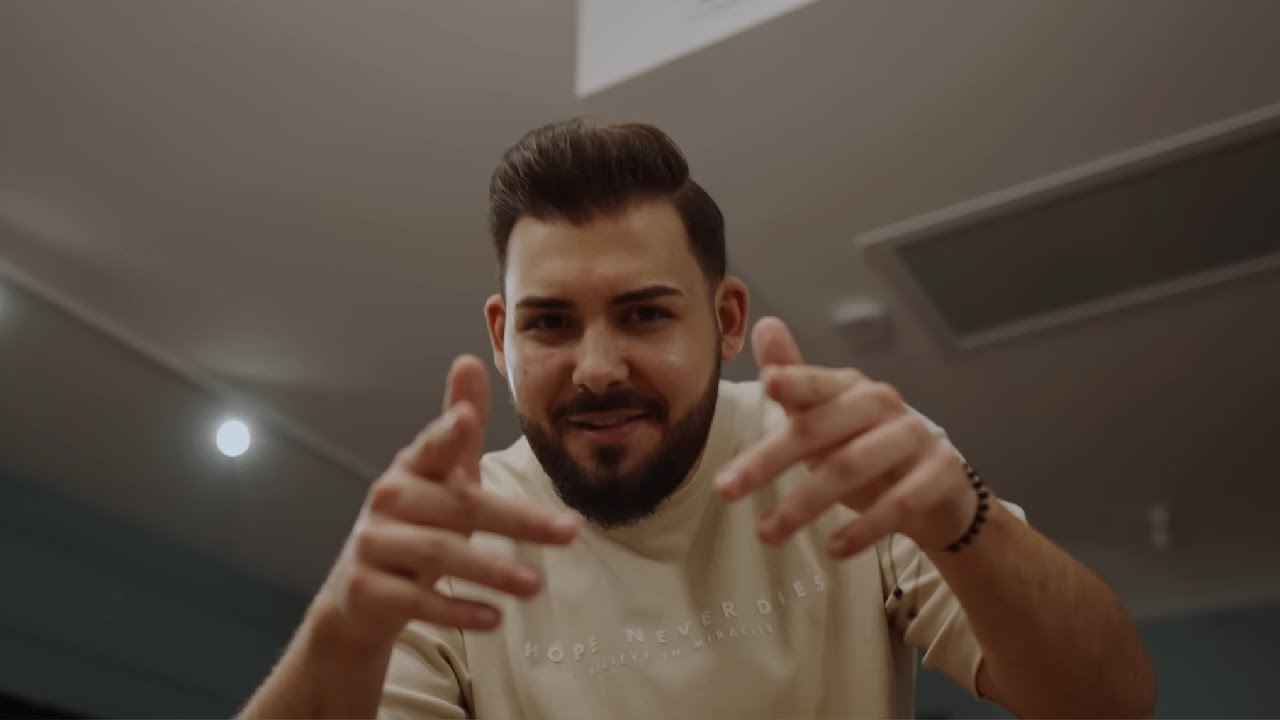 Andrei G - Mor de focul tau | Manele 2024 - YouTube