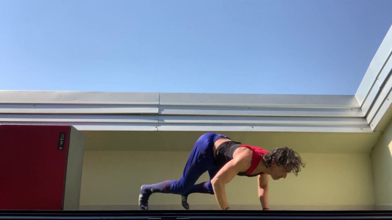 Low Jumping Mountain Climber - YouTube