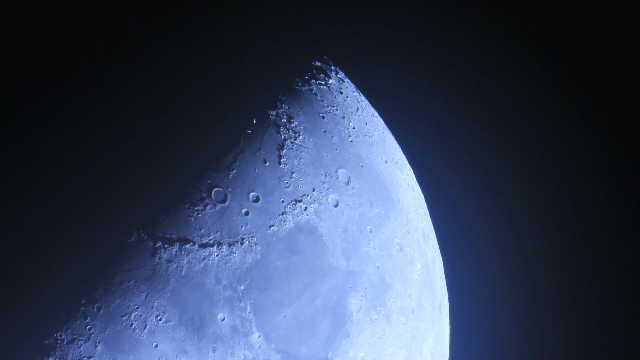 Nikon Coolpix P1000 Moon ZOOM Test Zoom In 4K with fly by Anomaly @1:08 ...