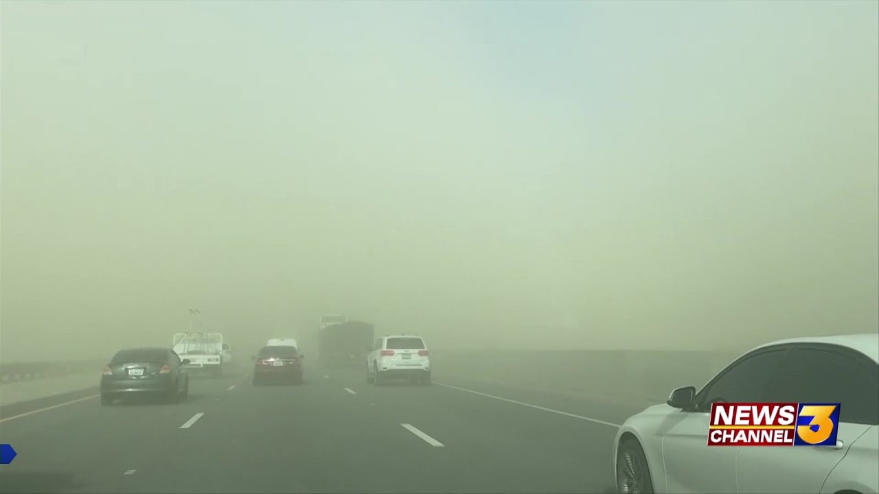 Strong winds affect driving conditions across the valley - YouTube