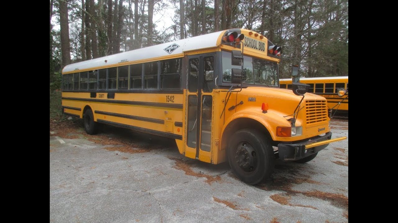 PUBLIC ONLINE AUCTION: 2000 Carpenter School Bus International 3800 ...