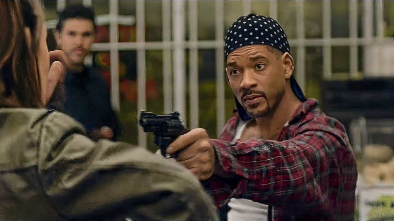 They Try To Rob Shop Of A Soft-Spoken Girl, Unaware She Is A Brutal ...