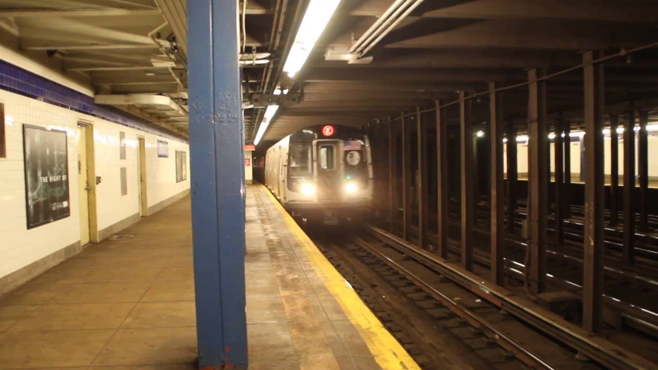 R160 (E) Train At Spring Street - YouTube