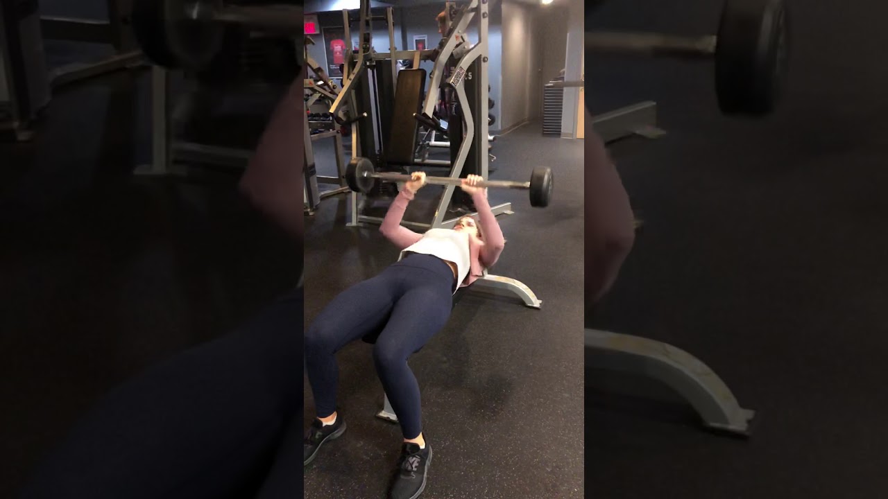 Close grip/narrow grip barbell bench press - YouTube