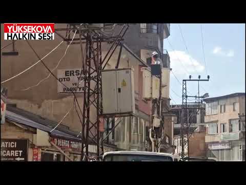 Yüksekova’da korkutan trafo yangını korkuttu