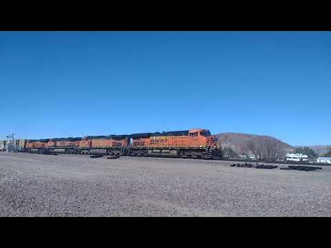 EB BNSF Manifest Train In Daggett Ca! #bigbossrailfanner - YouTube