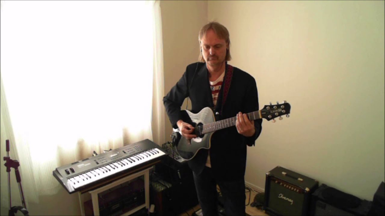 Roland GR-55 Acoustic Bass / Contrabass Sound - YouTube