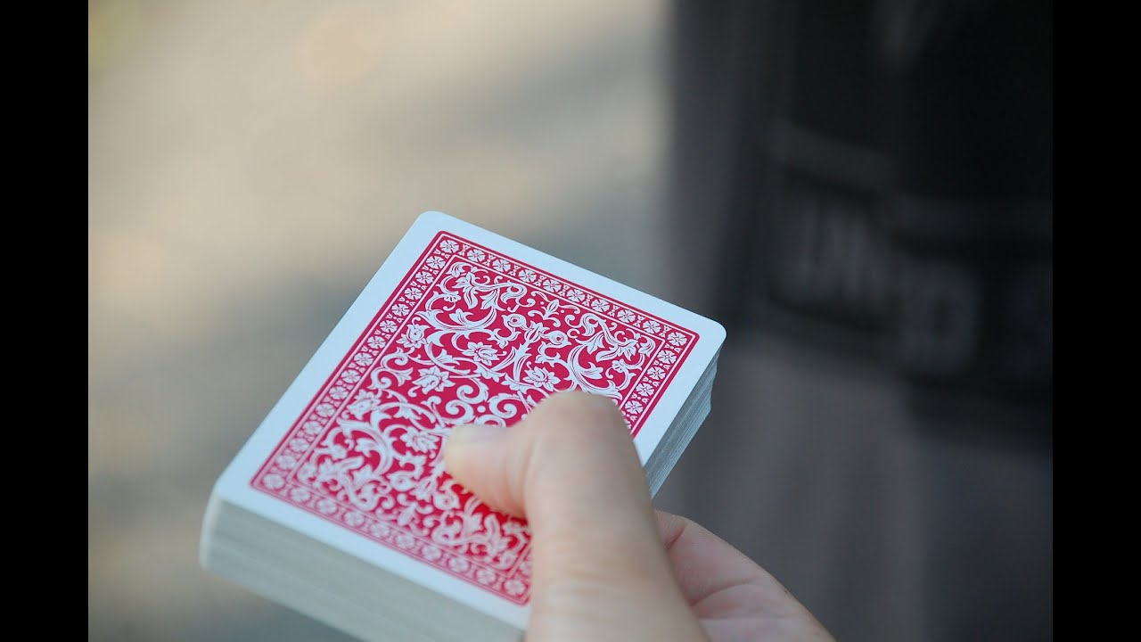 How to do the Charlie pass | Cardistry tutorial for beginners ...