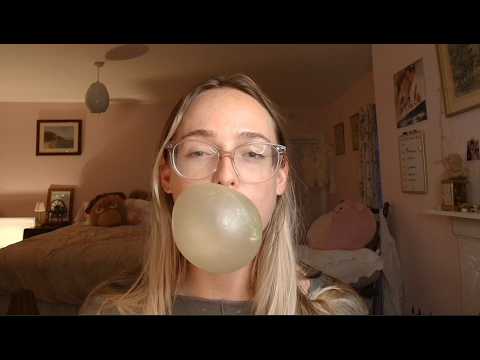 ASMR Blowing Bubble Gum Bubbles 🫧