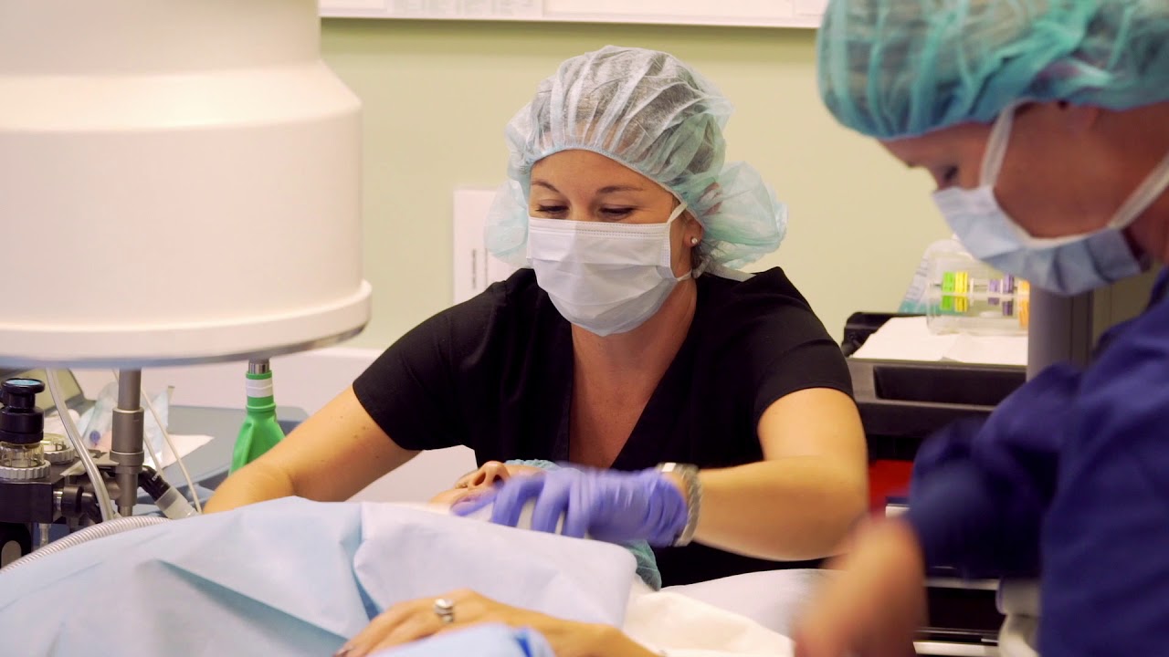 Robotic Surgery - Dr Orton - Bellingham Urology Group - YouTube