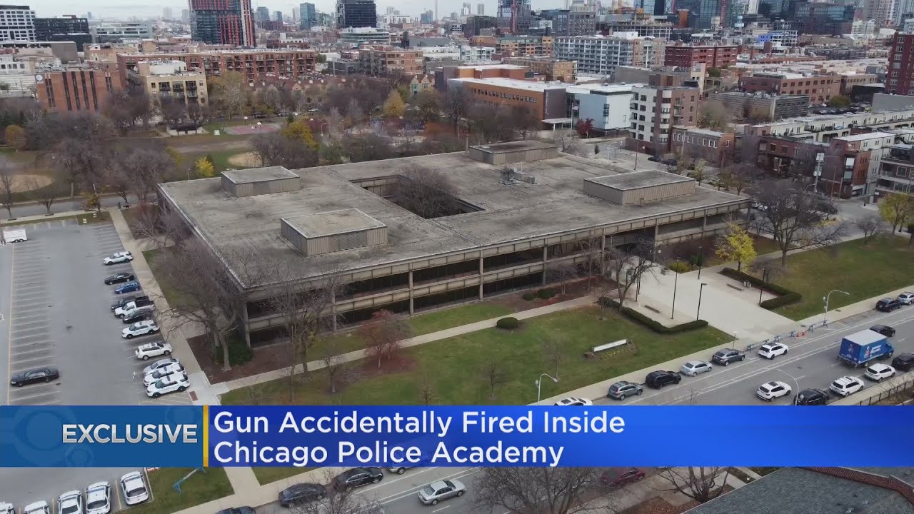 Gun fired inside Chicago Police Academy - YouTube
