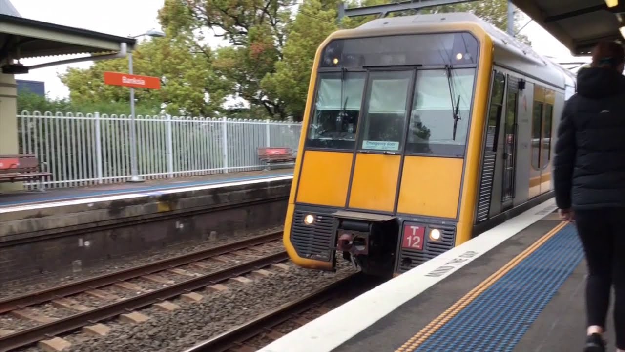 Photo Montage 1: Tangara Trains - YouTube