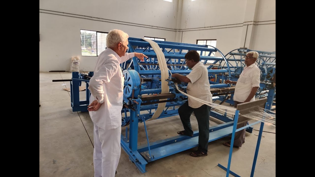 WARPING MACHINE FOR BEAM WINDING - YouTube