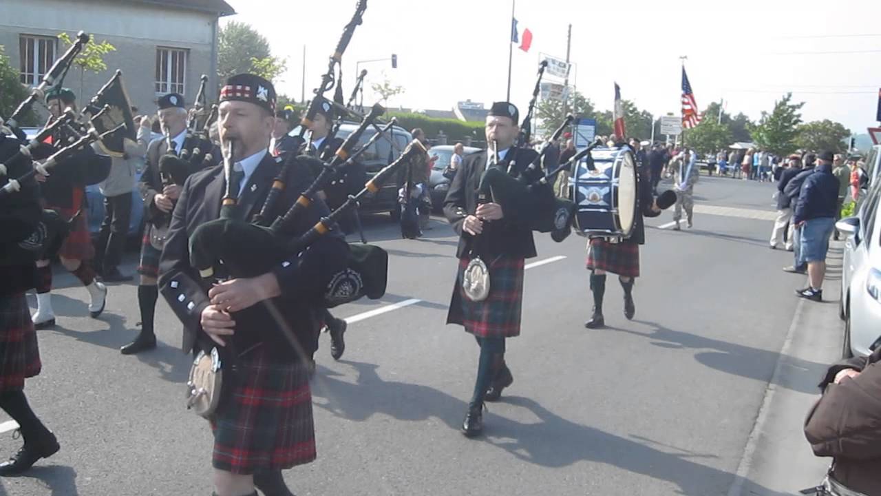 "Pipe band" inauguration statue "D-DAY Piper Bill Millin" le 8 juin ...