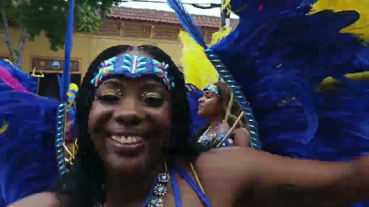 FUN AND LAUGHTER AT SF CARNIVAL - YouTube
