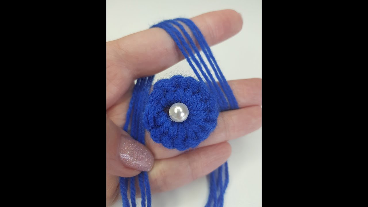 A very simple flower made from pieces of thread with your fingers - YouTube