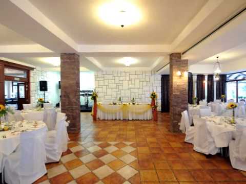 Hotel 1000 Ruža *** - YouTube