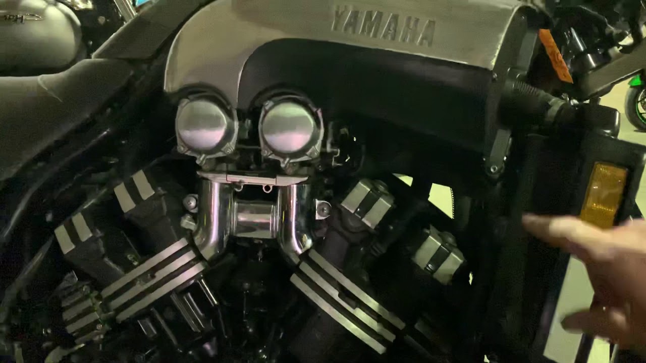 2000 Yamaha VMax Full Power - YouTube