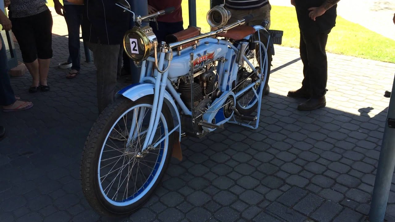 Yale veteran motorcycle - YouTube