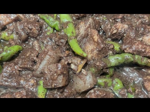 Pork Dinuguan / Chocolate Meat - YouTube