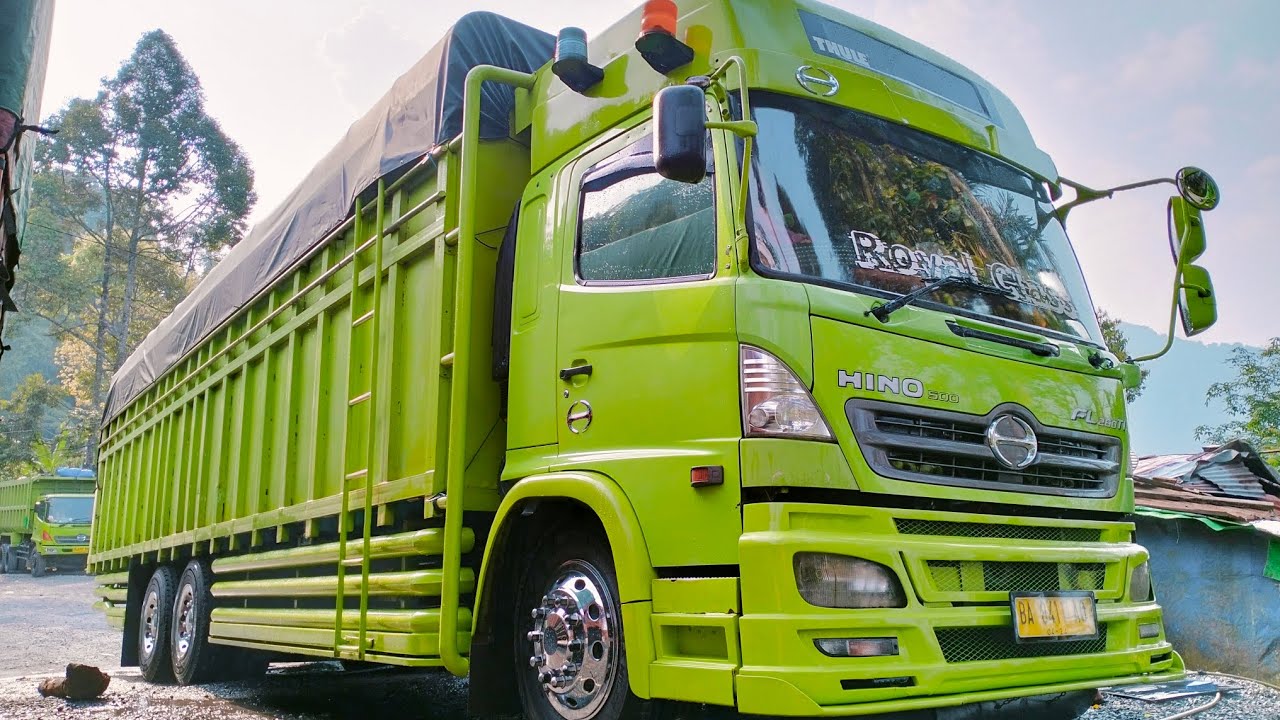 TRUCK HINO 500 LOHAN MBOIIS MANDI DI WARUNG TANTE BOHAY 😍Lintas ...