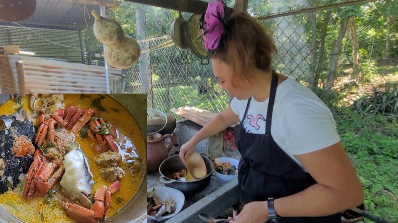 Mi comida esta lista un rico caldito de??se me quemo😳la tortilla🙈 - YouTube