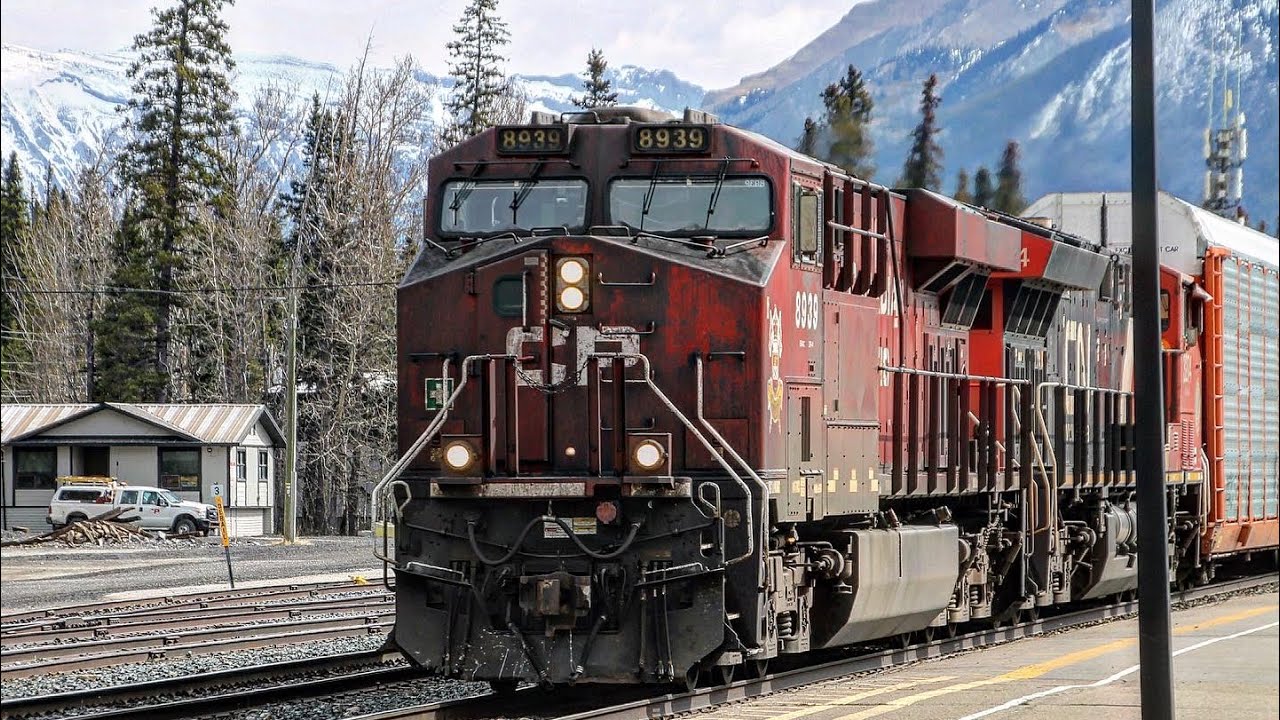 CP 8939 “Strathcona’s Horse” Leads A Intermodal Past Banff! - YouTube