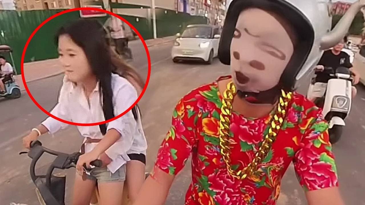 This random pretty girl's legs are longer than my life! - YouTube